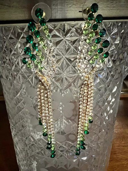 Серьги с кристалами Сваровского фирменные из Дубая  крылья ангела.