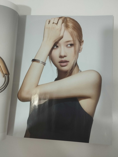 Корейский журнал VOGUE с Дженни из Blackpink