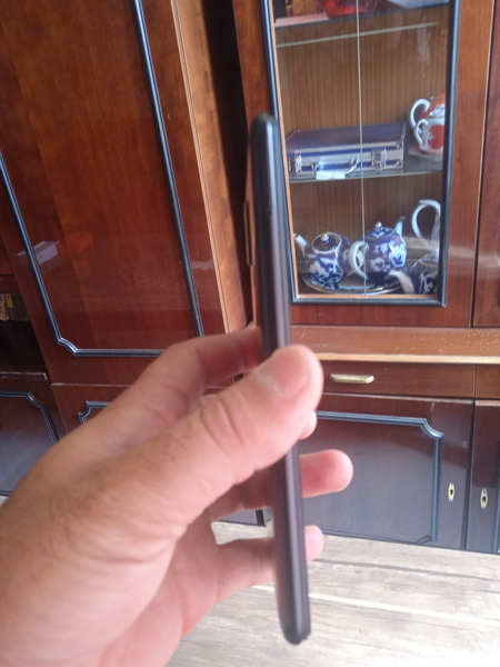 Redmi Note 6 Pro сотилади тиник