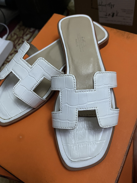Шлепки женские