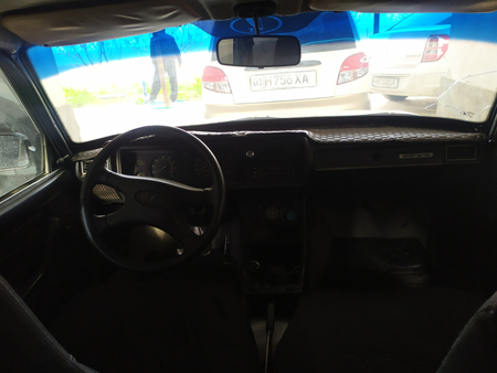 Lada 2107 sotiladi