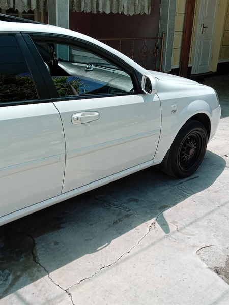 Lasetti 1.8 aftamat