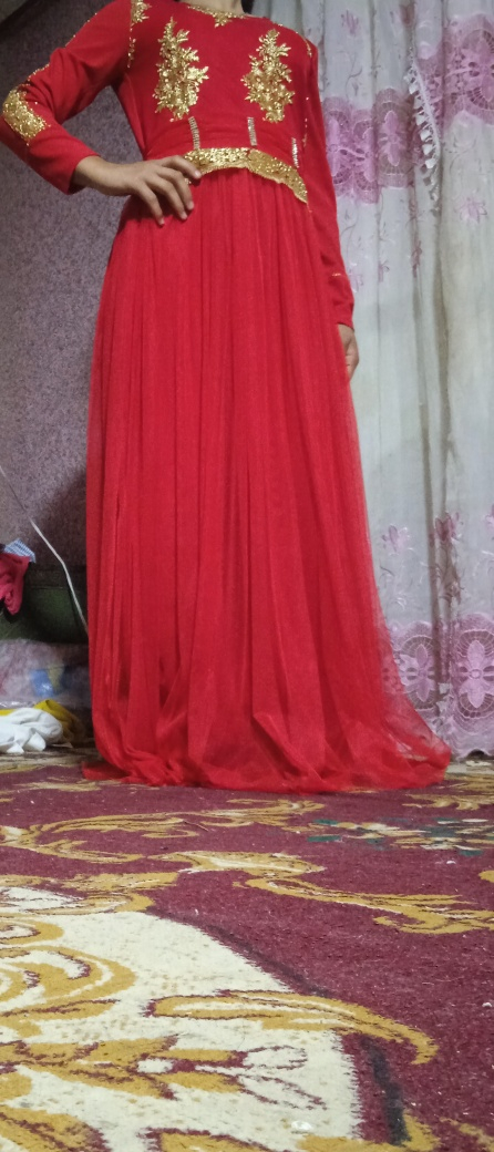 Koʻylaklar sotiladi