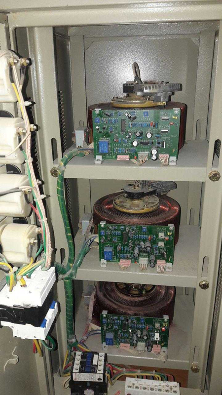 Стабилизатор 3-фазный 10кВА ANDELI SVC-10000VA-3