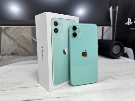 Свой iPhone 11 64GB / Green / Идеальное состояние / Полный комплект