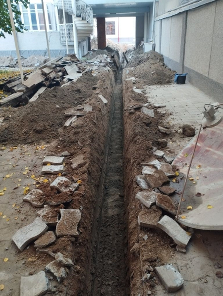 Beton Buzish transha yama stashka monolit beton
