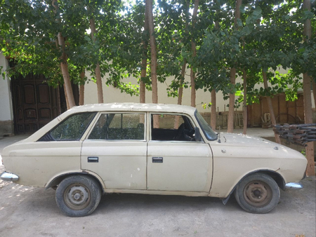 Moskvich ko'mbi...