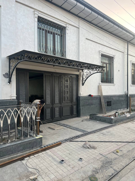 Дарвоза ва решотка