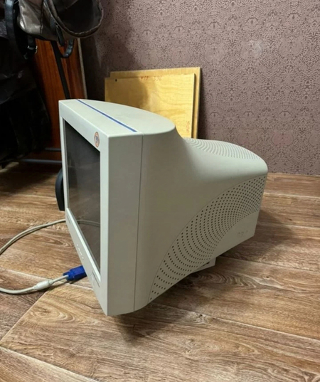 Монитор Samsung Sync Master