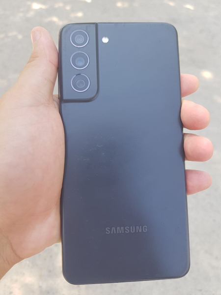 Samsung S21 FE 8/128gb