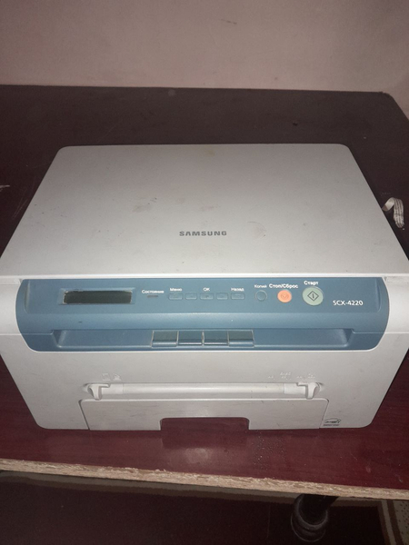 Printer 3vs1 yaxshi chiqaradi kraskalar toldrlgan