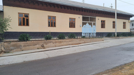 Hovli Tashmi postidan kirganda