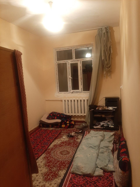 Срочно Прадажа метро хамза  2/4/4/ бал 1,5/3  46м2  разделни 46500&