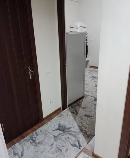.Продам 1х2комнатную 2 этаж 37м2 Янгичоштепа балкон 1х3метр Сергели 49
