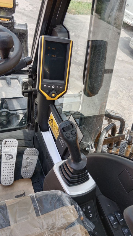 Колесный экскаватор JCB JS160W в наличии!