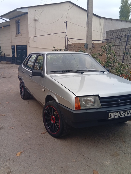 Lada 21099 yili2002