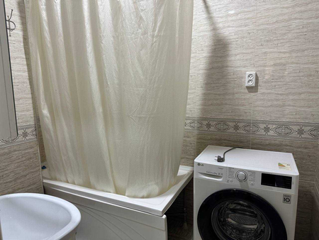 А17 сдаю кв 2/1/9 Чоштепа 1 станция.
