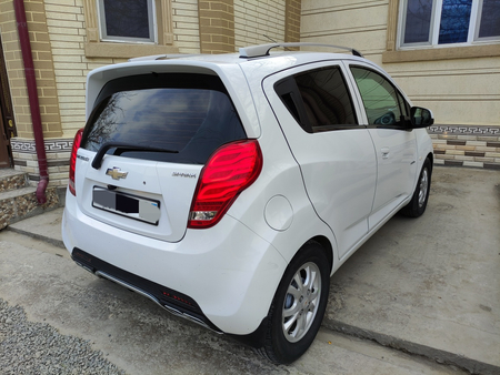 Chevrolet Spark AT 2017