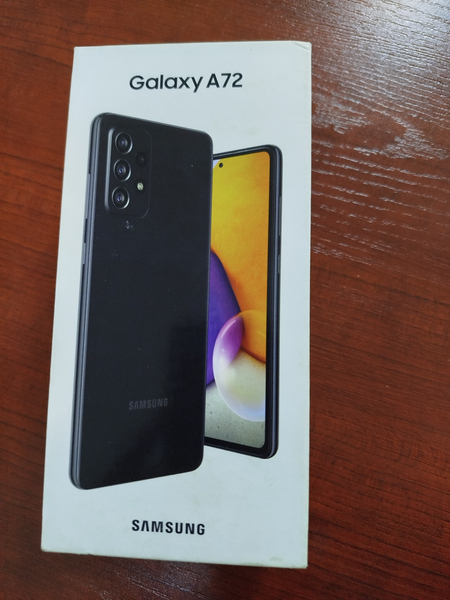 Samsung A72. Holati yahshi.