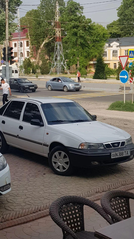 Nexia 1 radnoy kraska