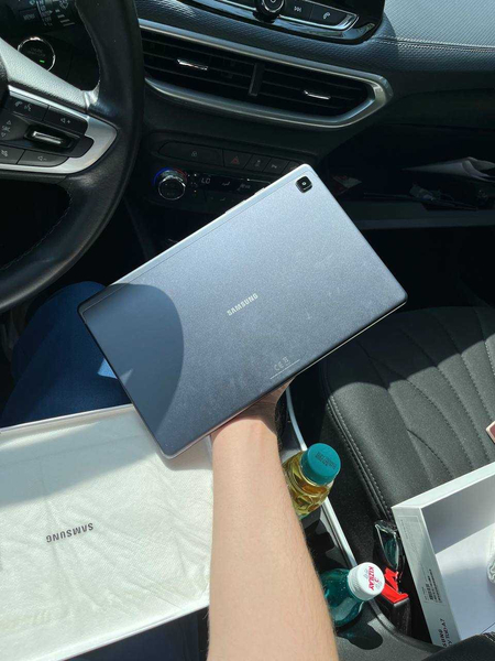 Продам Samsung TAB a7