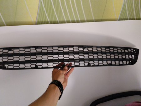 Oblisofka Sapark tepa pas radiatorga