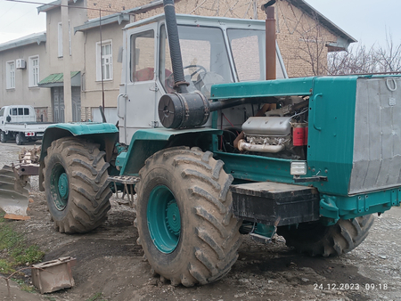 Трактор 150к холати яхши