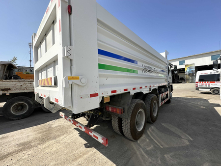 2023 новый самосвал SINOTRUK Howo Tx samosval хово таёр накд