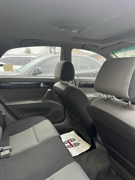 Продается Chevrolet Lase