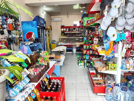 Srochni Supermarket sotiladi