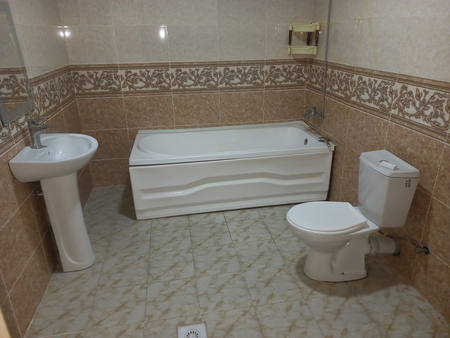 Hamma sharoitlari bilan Samarqand Qorasuvdan 3 xonali kvartira
