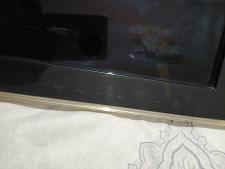 Samsung manitor  32  Sotiladi