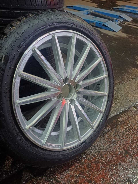 Vossen 17R 4/114