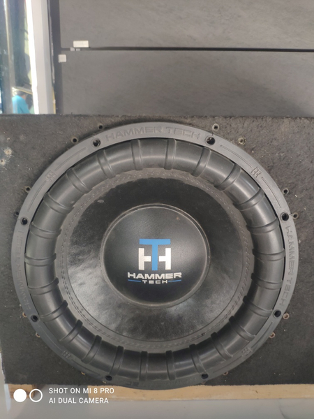 Hammer tech 15dyum/1500 nom maks 3000 chotki oynatadi. USILITIL hammer