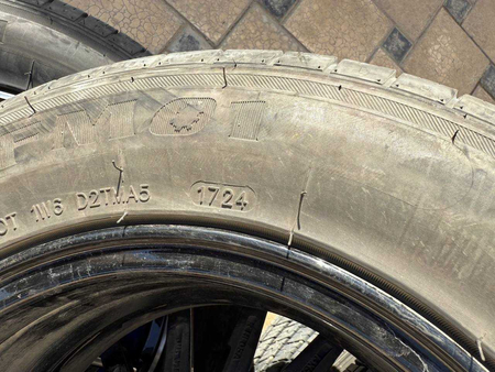 13 sakadiska baloni bilan