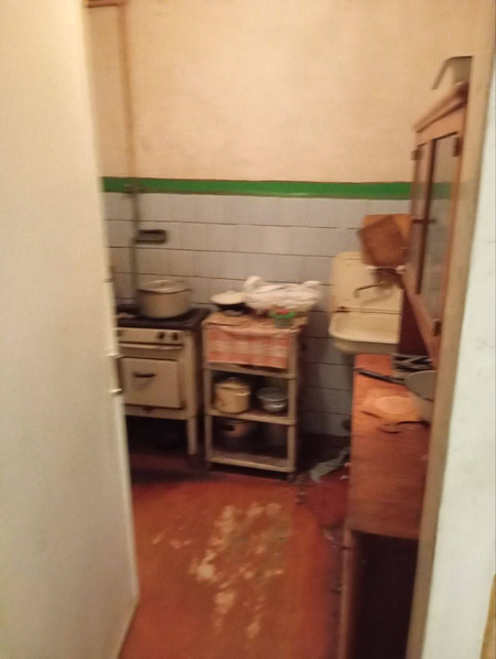 Срочно прадайутса квартера шотаруставилли