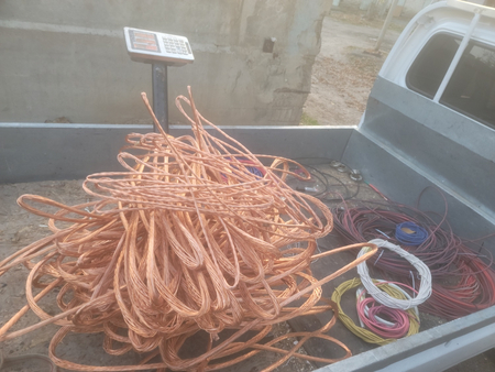 3500 Сум. Металлом оламиз. Материалы переработка