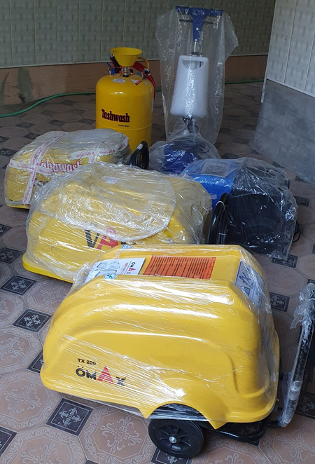 Karcher Omax  Tуретские 
Для Мойки.