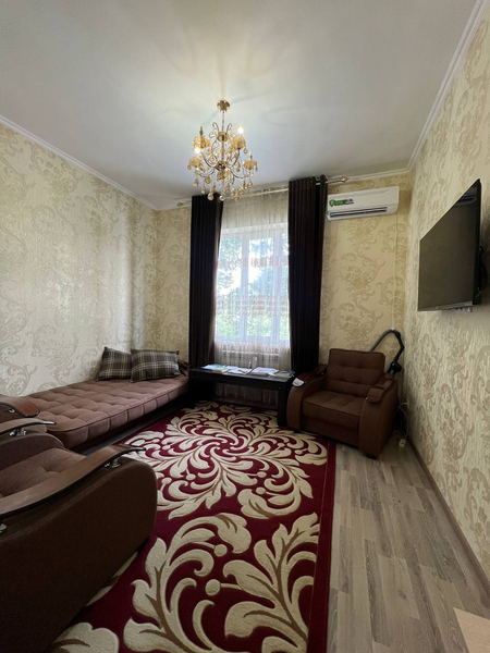 Паркенский , 2/2/4 , с обстановкой , 50м2 , 75 000 у.е