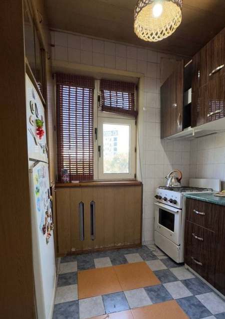 Юнусабад 5кв 3/4/5 балкон: 2*6