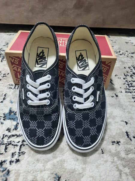 Vans. Заказаны с официального сайта