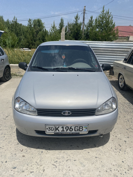 Lada yaxwi sastayanida