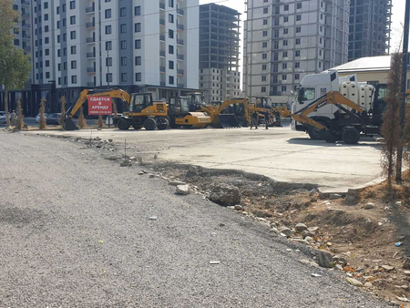 Аренда коммерческого помещения + площадь у дороги