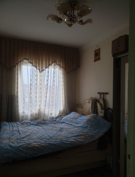 Продаётся 2 комнатная квартира на массиве Карасу 2.