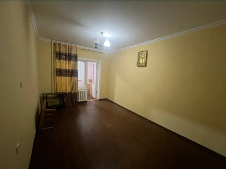 Продаётся 1в2/4/5 на Башлык квартира не торец