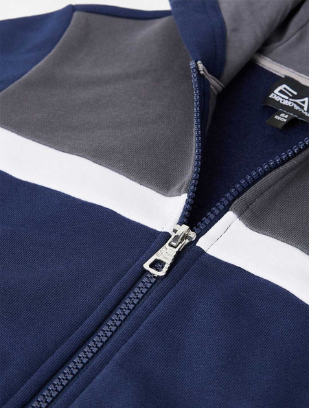 Emporio Armani костюм