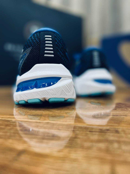 Asics GT-2000 10 кроссовки для бега