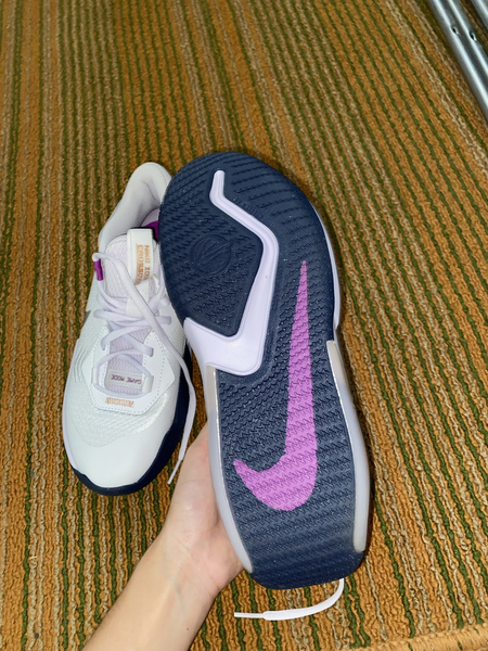 Кроссовки Nike Air Zoom Crossover GS 'White Barely Grape', белые