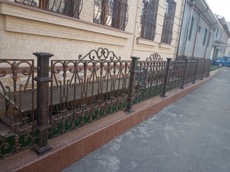 На заказ ворота. Навесы. Двери. Решетки. Беседки. Ограждения. Перила