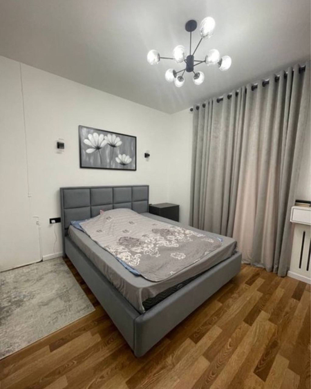 Продается квартира  Шота Руставели Ориентир:Аския базар3/3/4 75м2